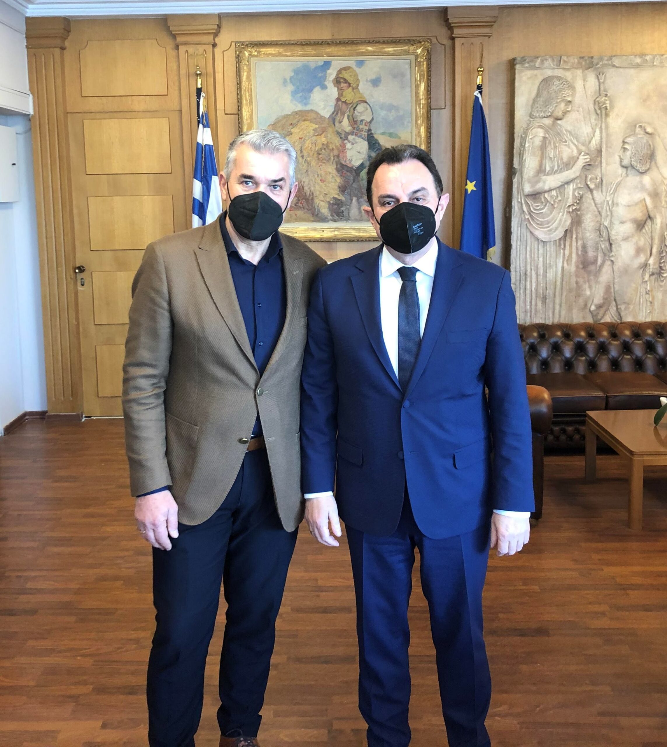 Συνάντηση του Δημήτρη Κυριαζίδη με τον νέο Υπουργό Αγροτικής Ανάπτυξης ...
